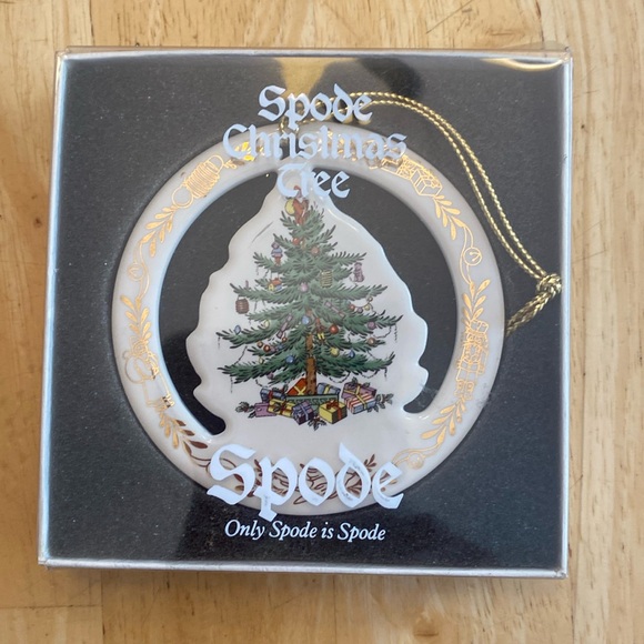 Spode | Holiday | Vintage Spode Christmas Tree Ornament With Box About ...